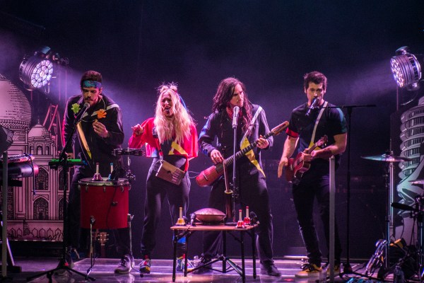 LIVE MUSIC – vengenza